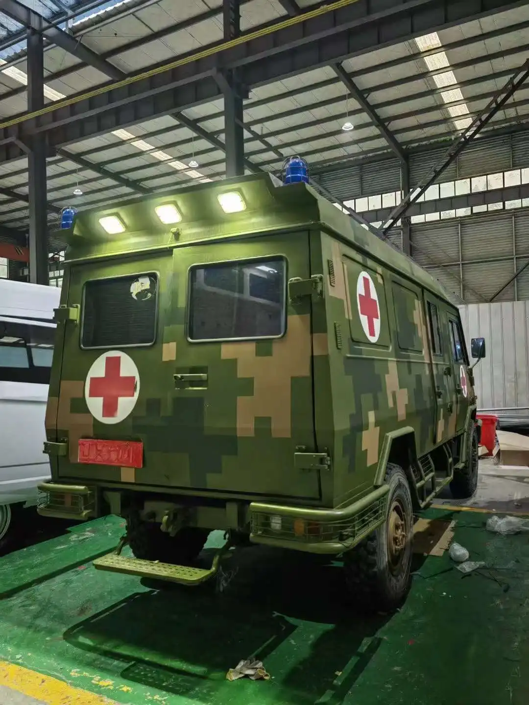 Iveco 4x4 Atv All Terrain Off-road Ambulance - Buy Ambulance Car Truck ...