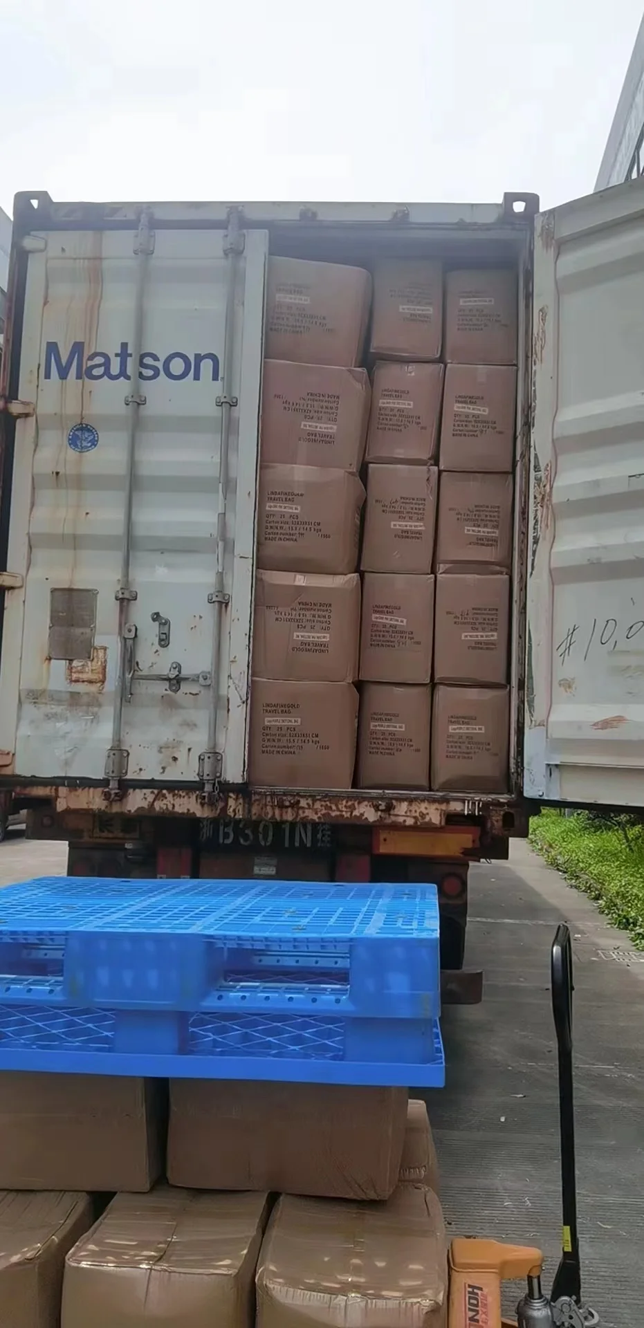 High Quality Customized Logo Man Plaid Shirt & Embroidery Turn-down ...