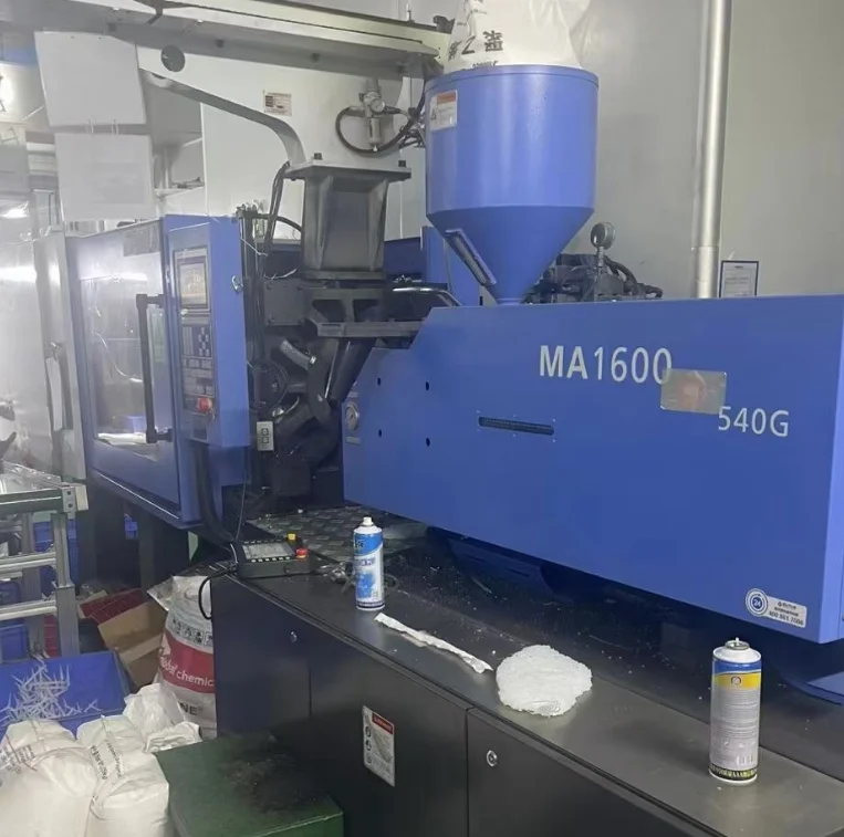 In Vogue Haitian Ma2500/1000g Servo Machine Bench Making Machine Used ...