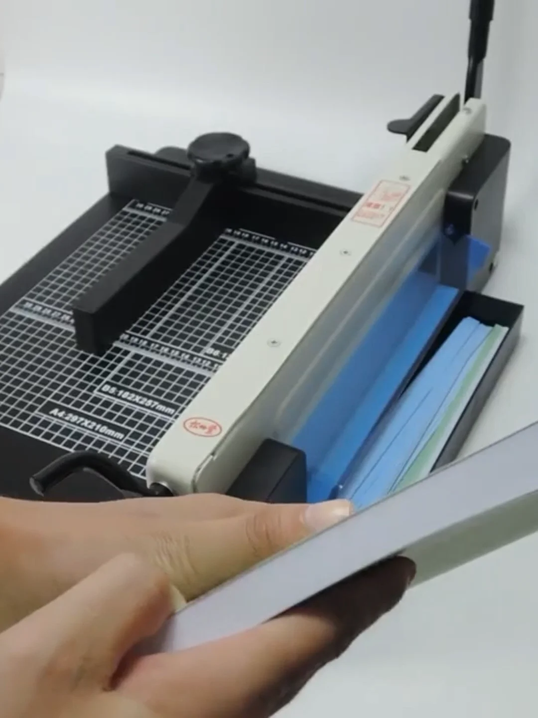 Customizable Heavy Duty Swing Line Guillotine Type Paper Cutter Rayson ...