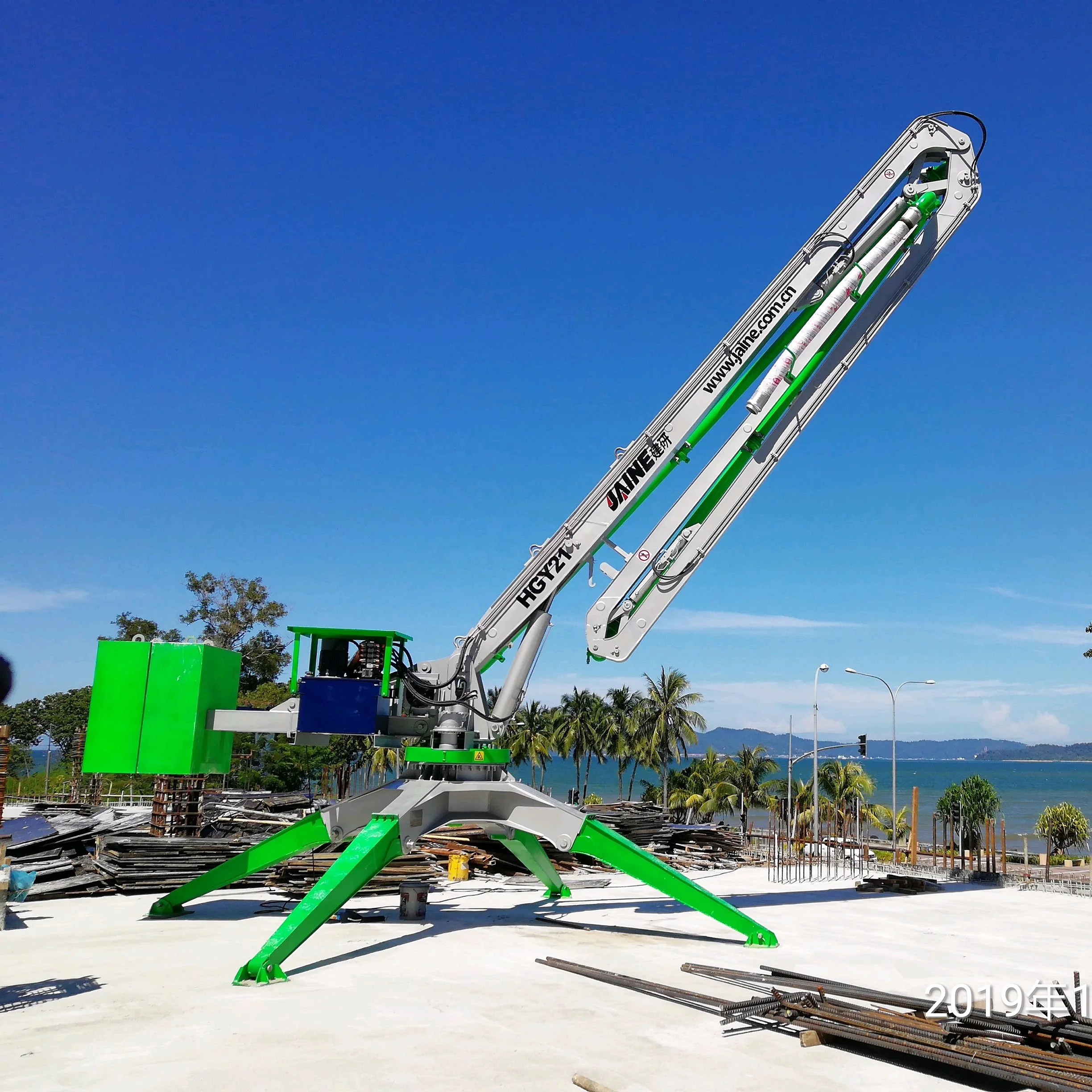 HGY21 Spider Concrete Placing Boom Mobile Type - High Efficiency