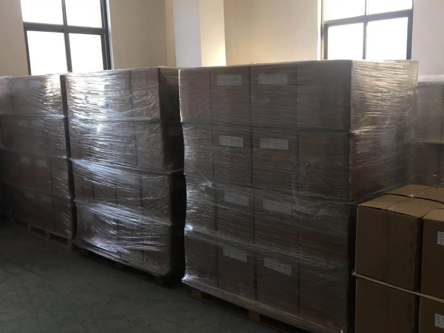 Various Sizes In Stock Carton Box Packaging Large And Small Carton Box ...