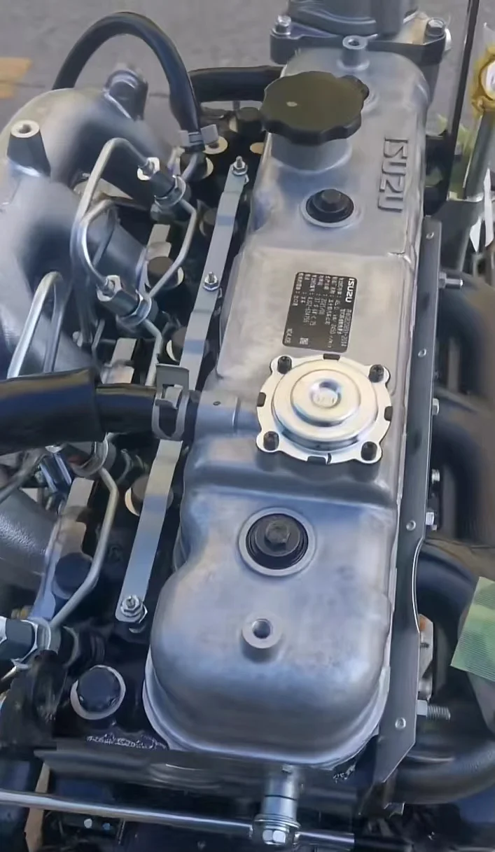 Isuzu 4JG2 Diesel Engine with Gearbox - Used & Reliable