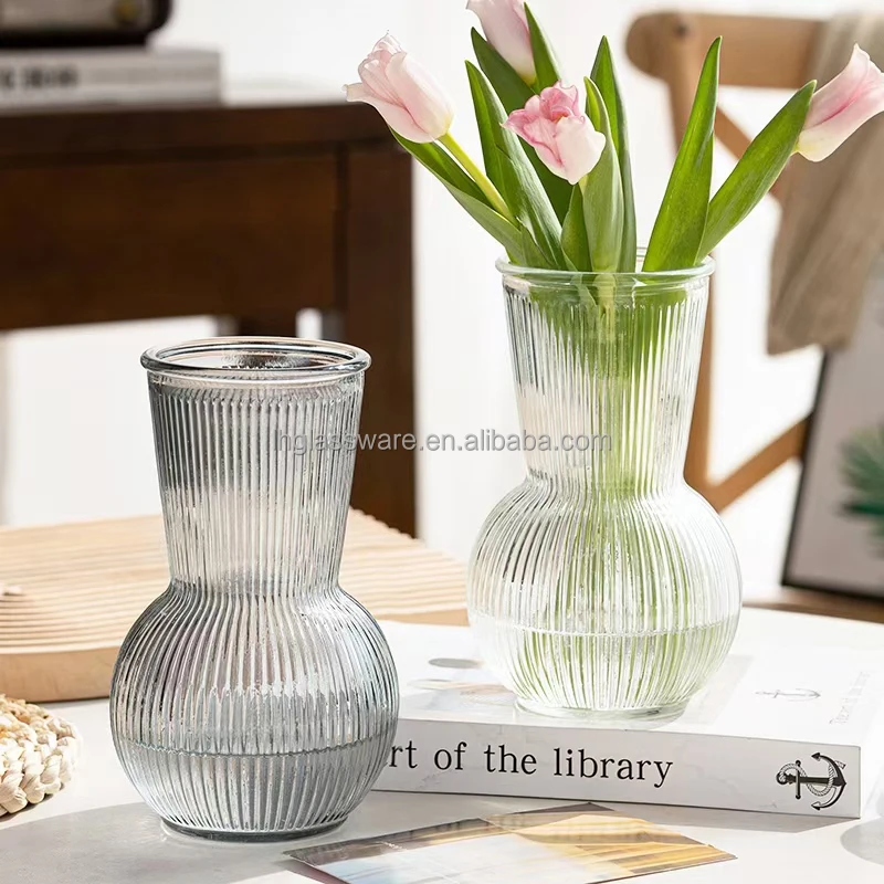 Modern Fluted Glass Bud Vase Handcrafted Glass Vase Clear Flower Vase ...