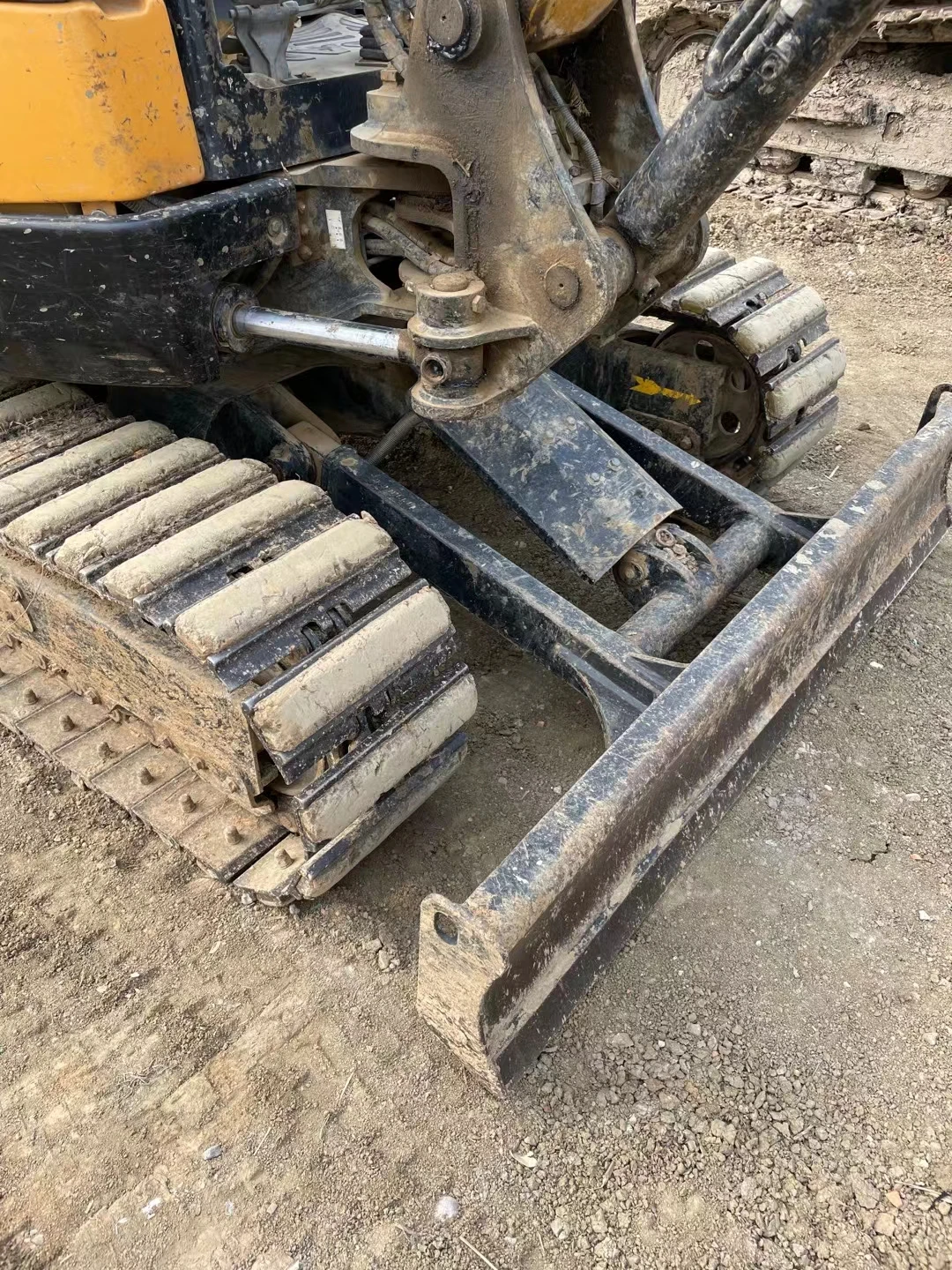 Used Small Excavators Mini Excavator Digger Sany 26 Sy26 2ton 3ton 4ton ...