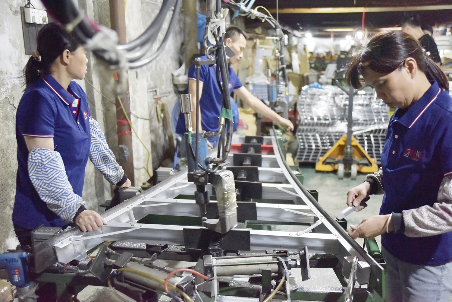 Triangle Agriculture 10 Steps Aluminum Harvest Tripod Ladder ...