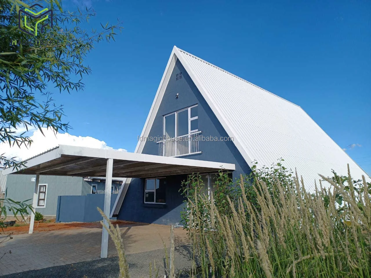 Magic House Triangle House - Prefabricated Steel Structure