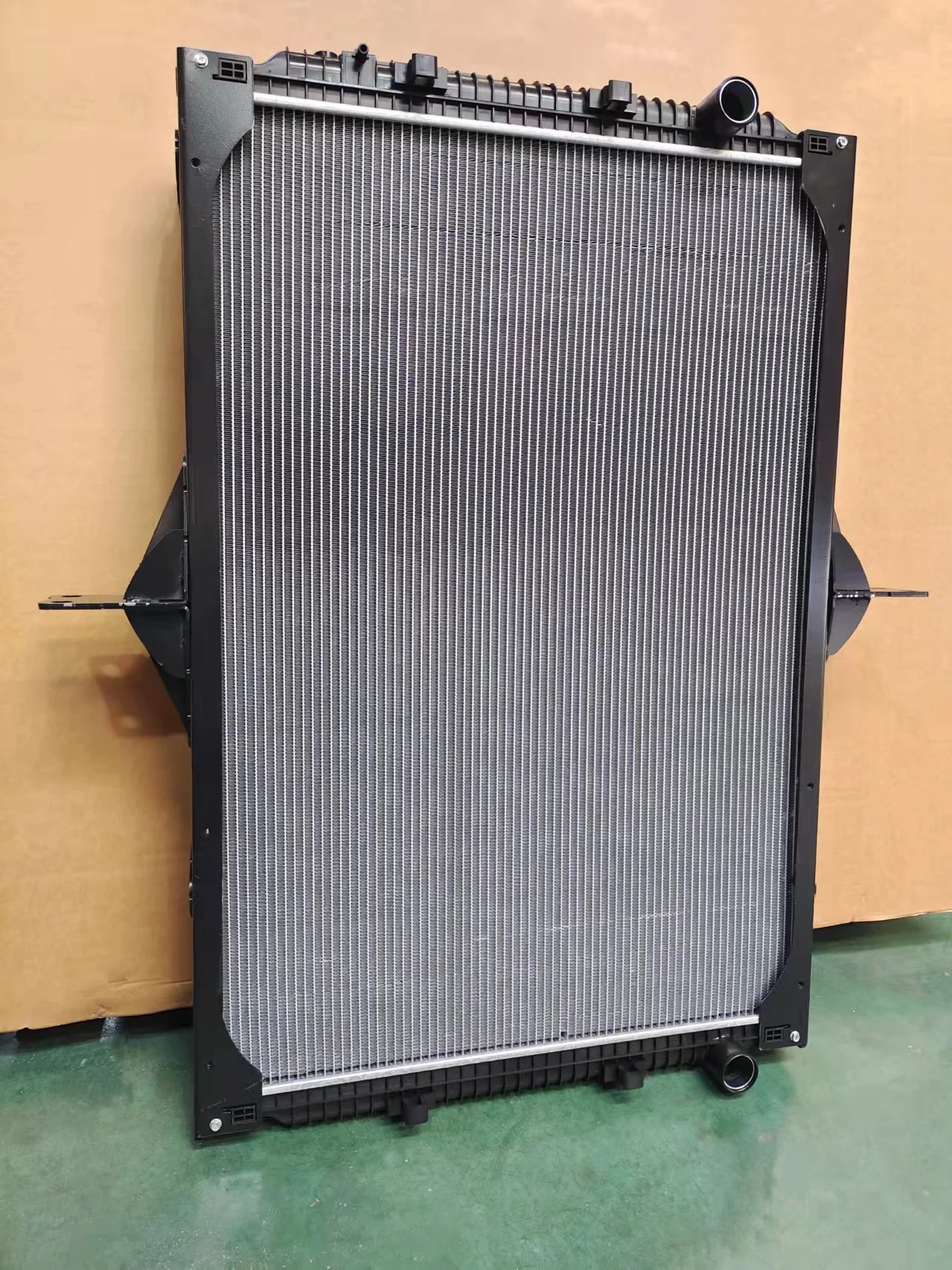 High Quality And Best-selling Auto Radiator Truck Radiator Aluminum ...