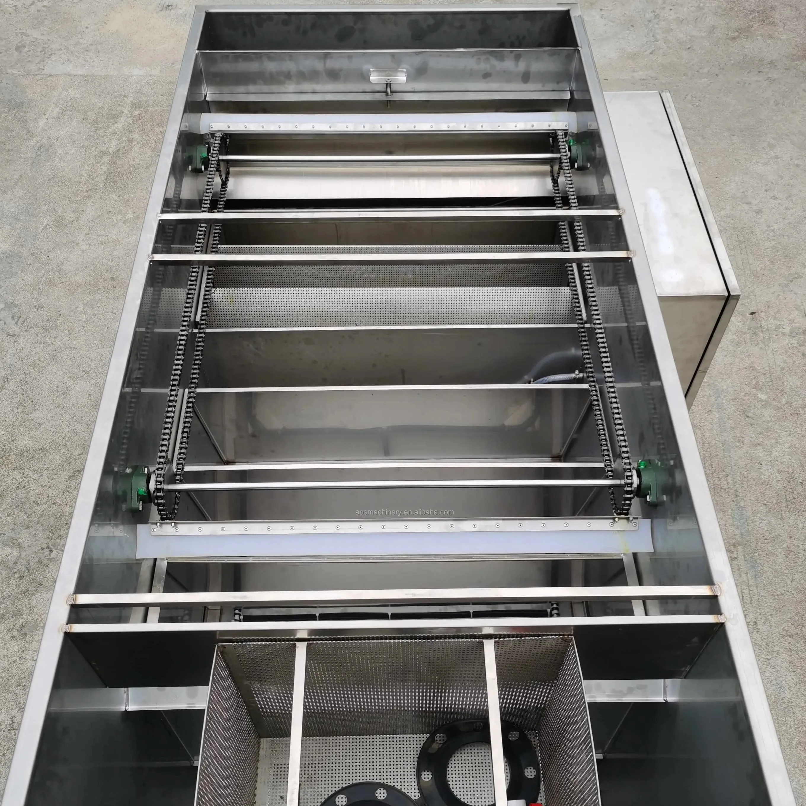 Automatic Scraper Automatic Grease Trap For Restaurant Industry Oil ...