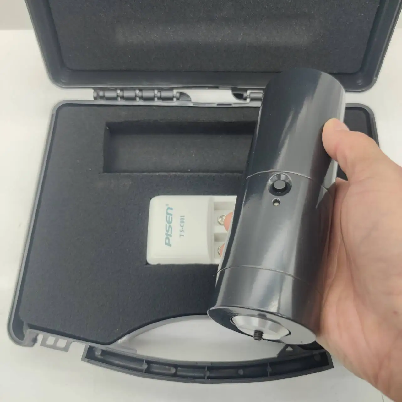 Used to Calibrate Small Vibration Transducers Battery-Powered Handheld ...