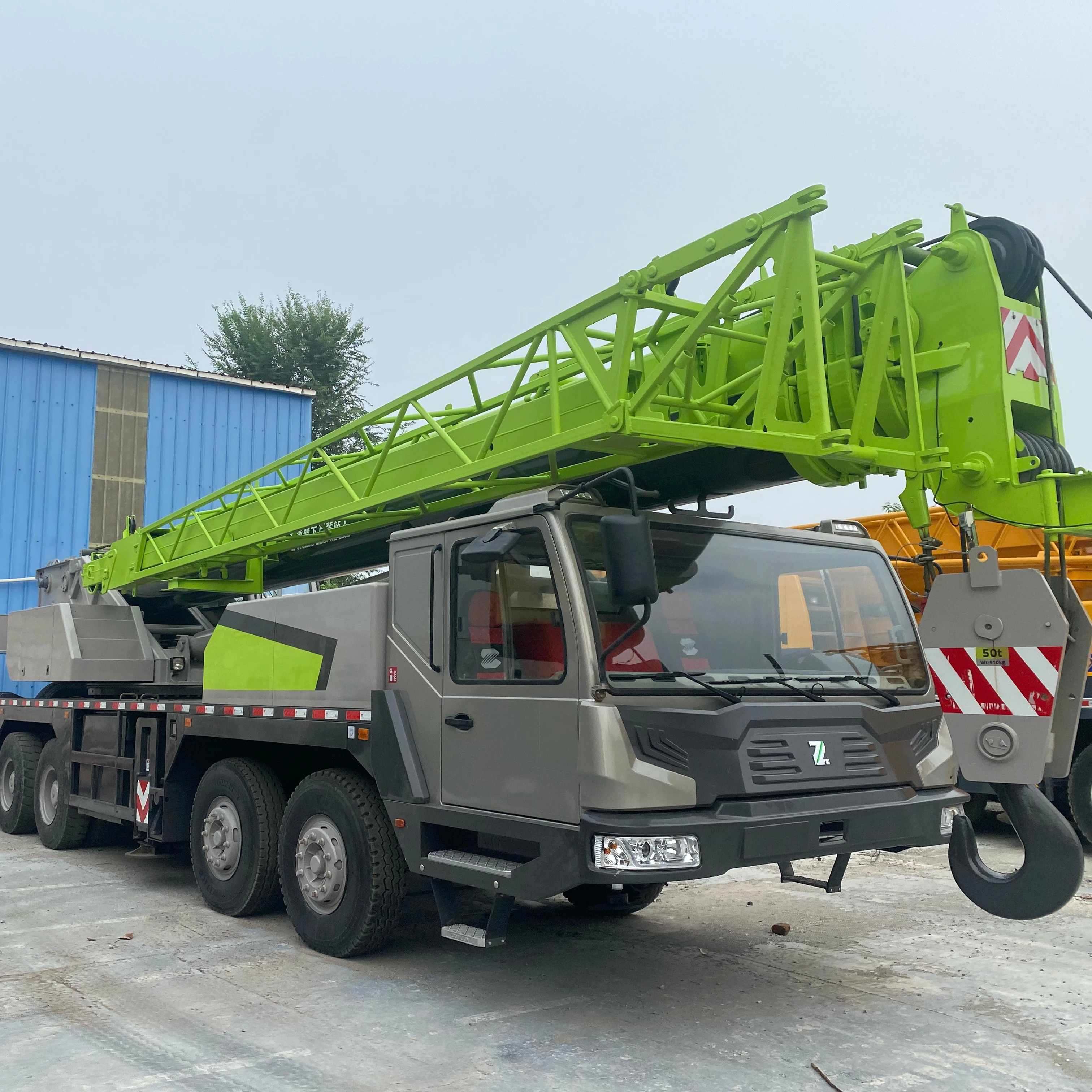 Zoomlion Mobile Crane Truck Cranes 50t all Terrain Cranes QY50V all ...