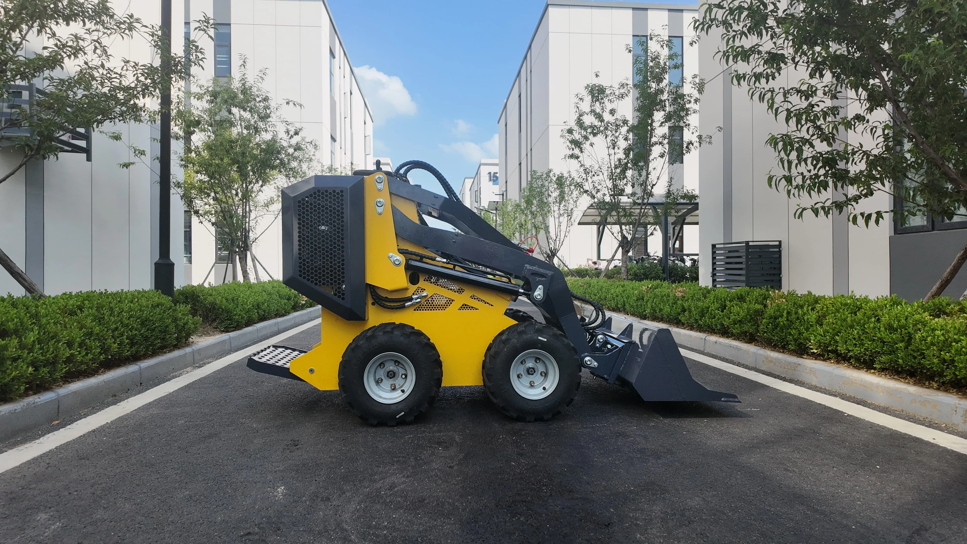 Chinese Mini Loader Gasoline Sliding Steering Multi-functional Sliding ...