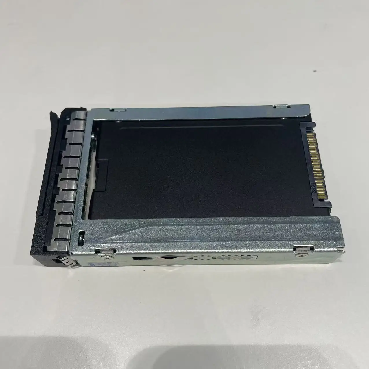 01YM588 7.68TB 01YM533 SSD MZWLJ7T6HALA-000M3 PM1733 NVMe 2.5inch MZ ...