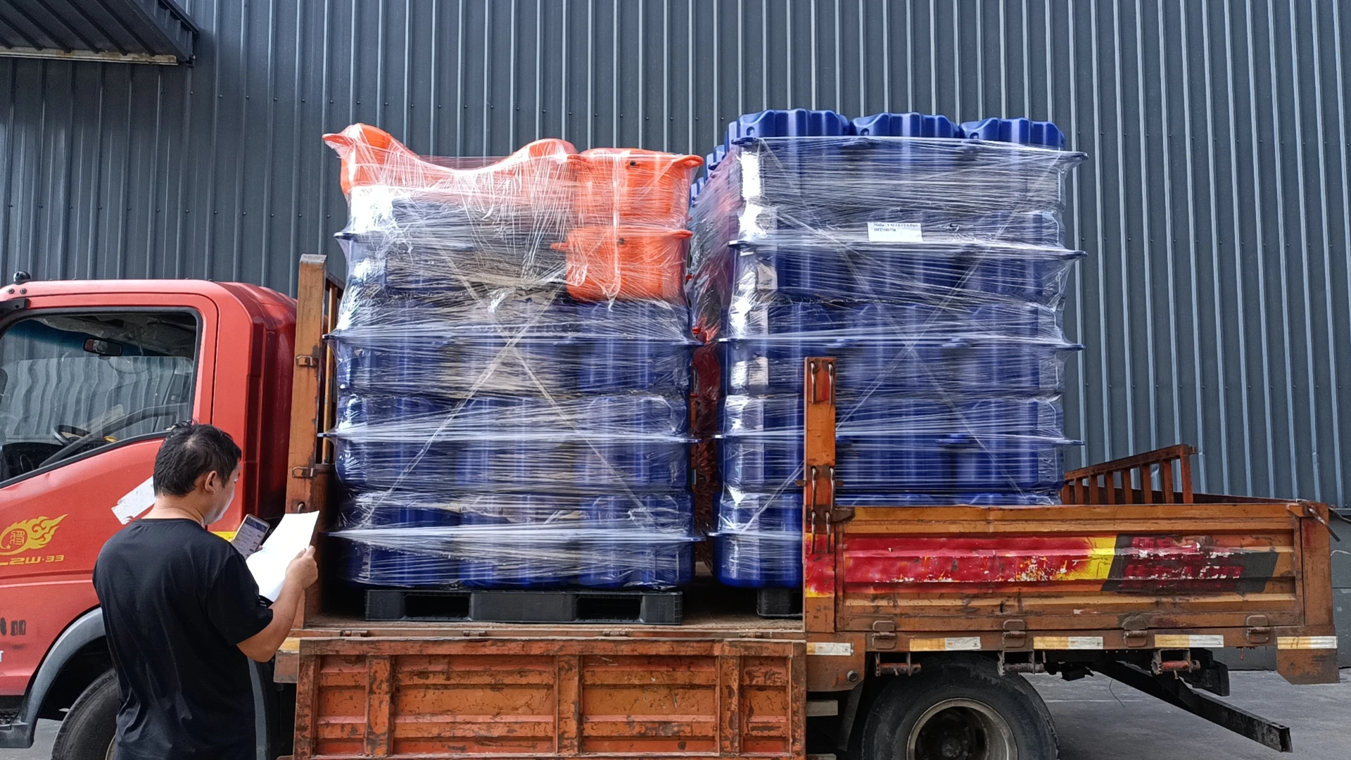 Durable Modular Plastic Floating Dock Cubes Different Color Building ...