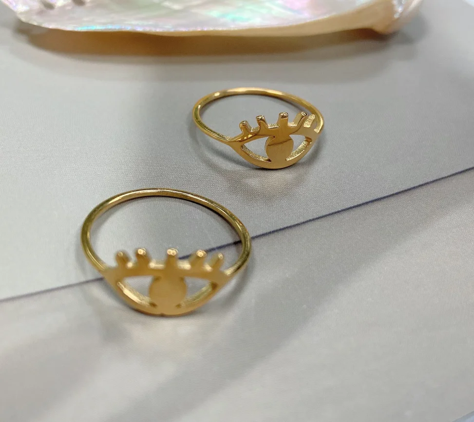 18K Gold Plated Chunky Heart Rings for Women - Hypoallergenic