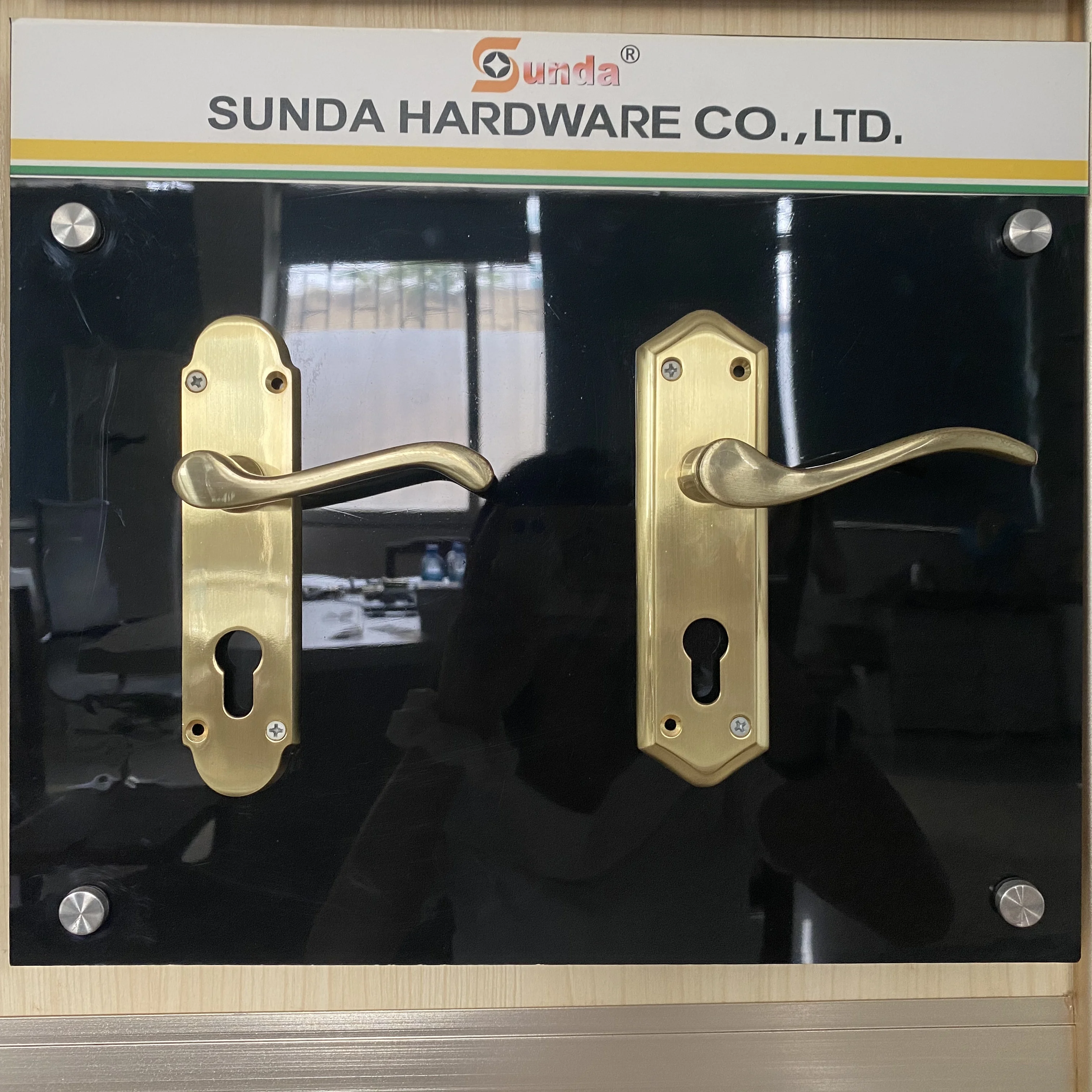 New Model Flush Door Handle Lock with Different Colors