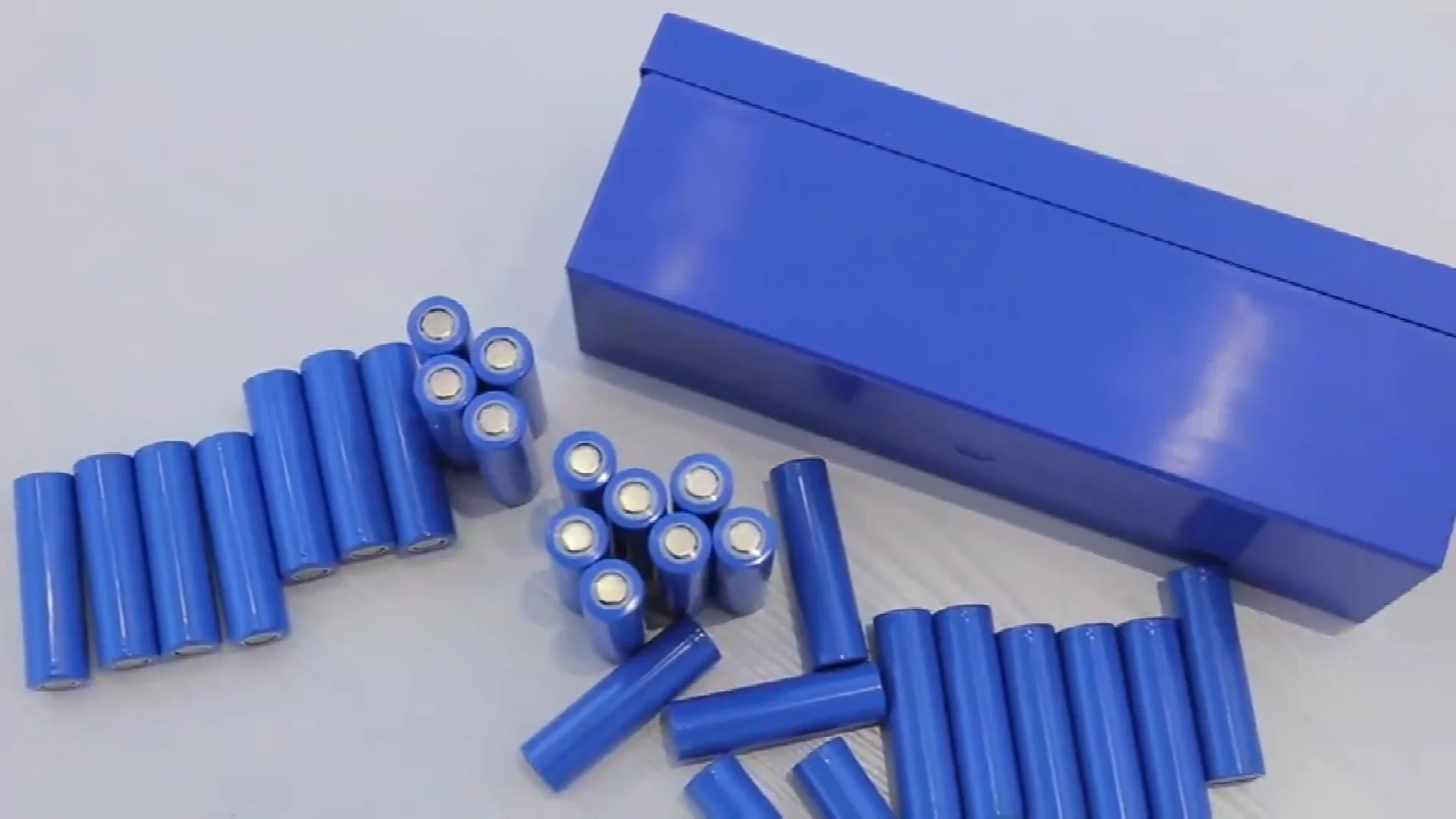 Li-ion Rechargeable Battery 18650 Battery Pack 12v Solar Camera ...