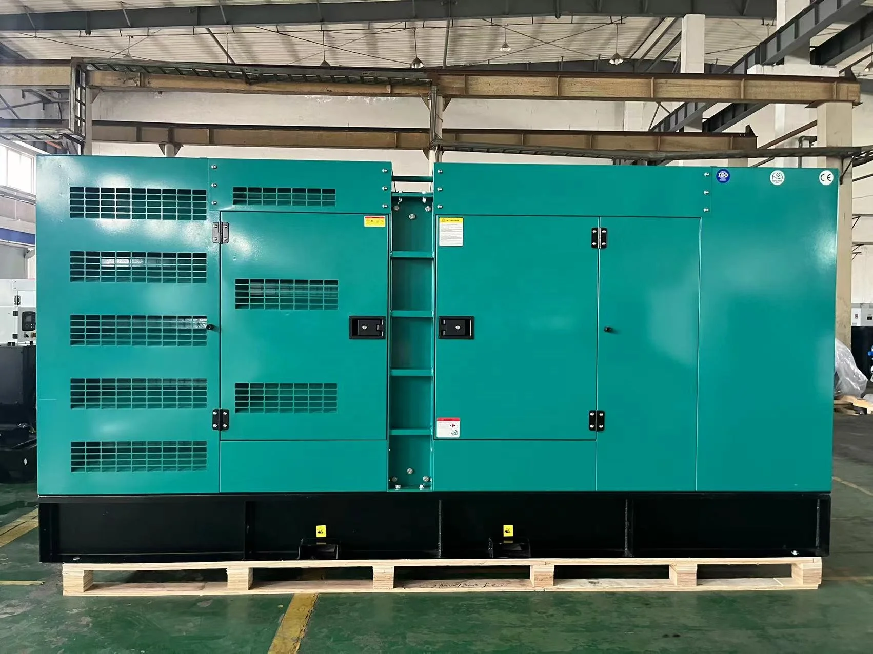 350kva Diesel Generator with Cummins Engine - 280kw Power