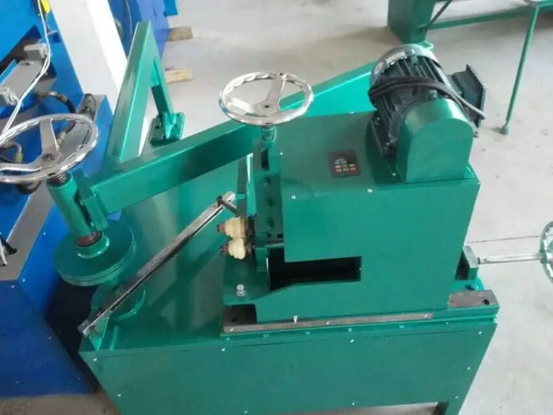 Triangle Warning Sign Cutting and Edge Pressing Machine Tray Catering ...