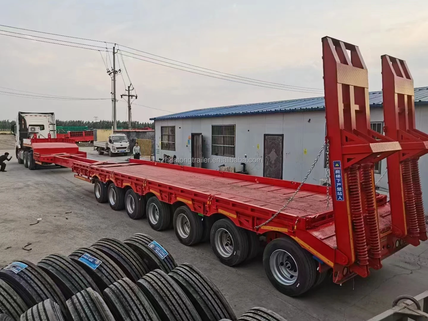 Benhong Lowbed Truck Trailer 3/4 Axles Extendable Excavator Transport ...