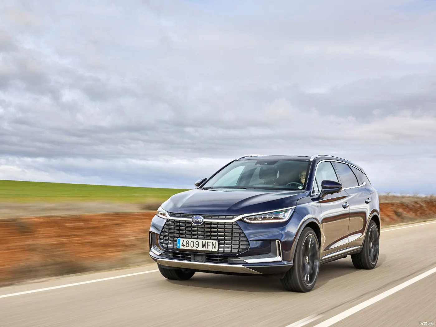 2023 2024 Byd Tang 7 Seats 4 Four Door Ev Suv Electric New Energy ...