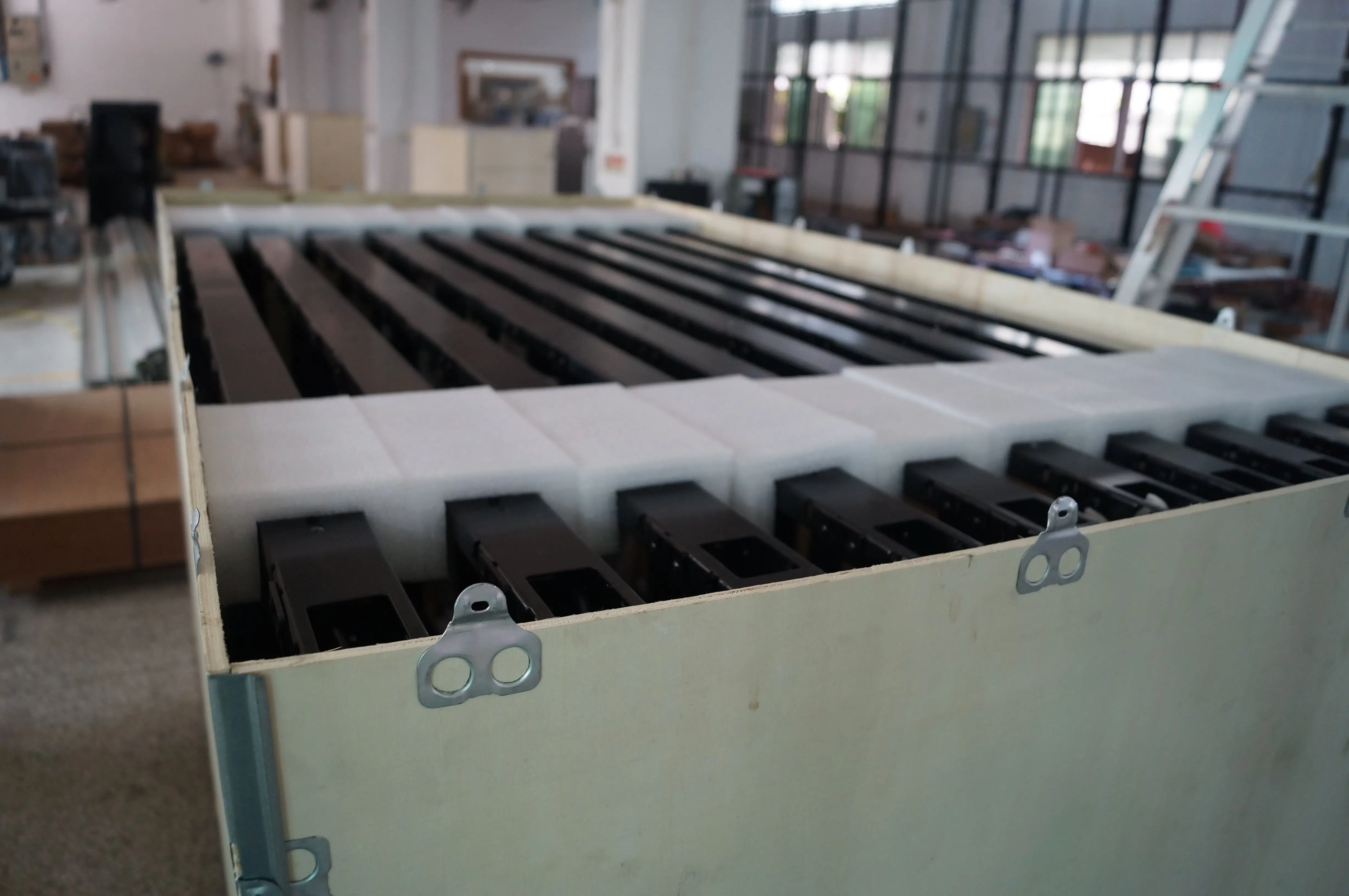 Transparent Mesh Wall Outdoor Led Pixel Screen For Building Led Mesh ...