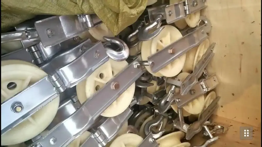 Large Diameter Triple Cable Guide Roller Wire Rope Pulley Block - Buy ...