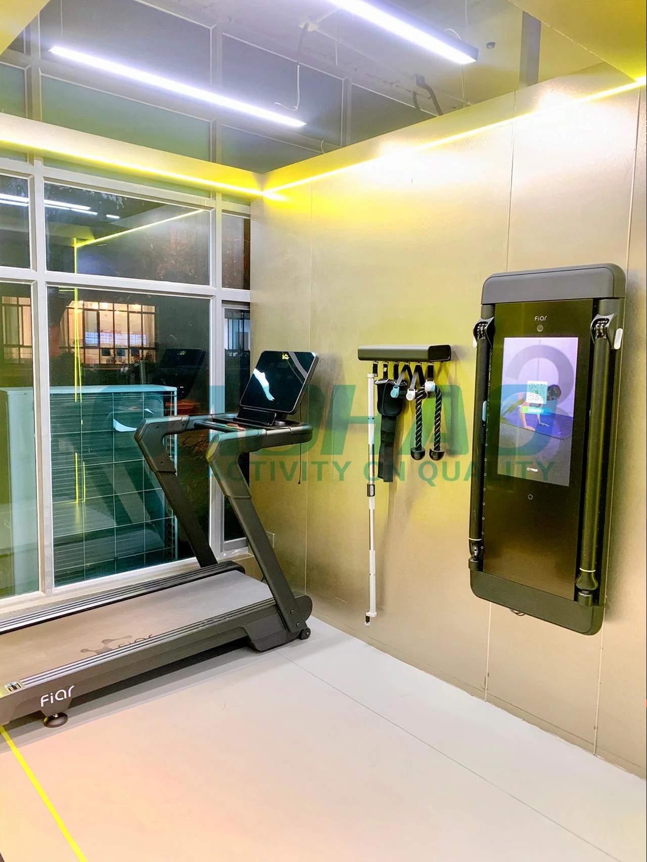 Home Gym Wall-Mounted Smart Mirror - Fitness Training Machine