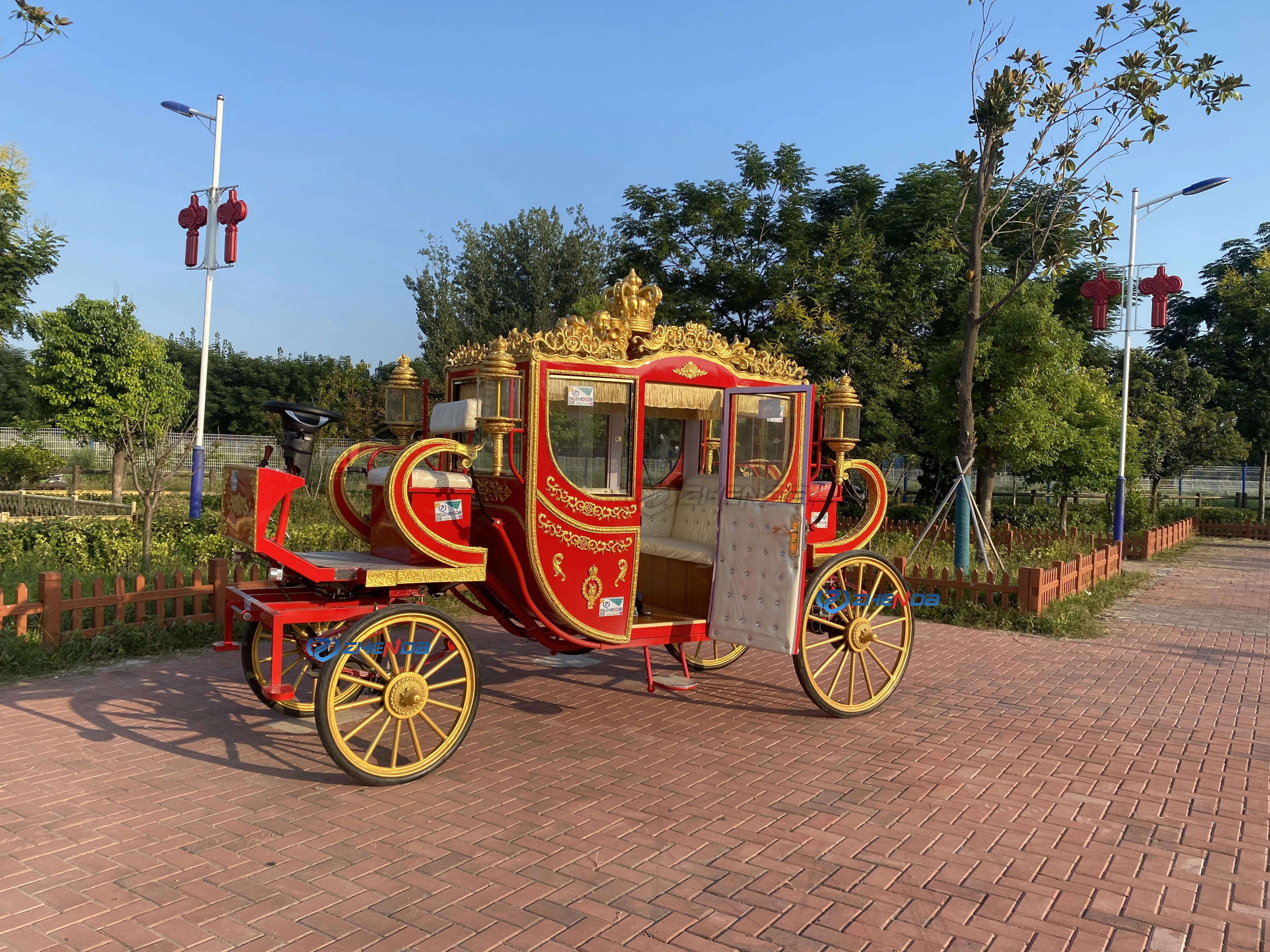 Luxury Horse Carriage Carts - Royal Electric Vehicles