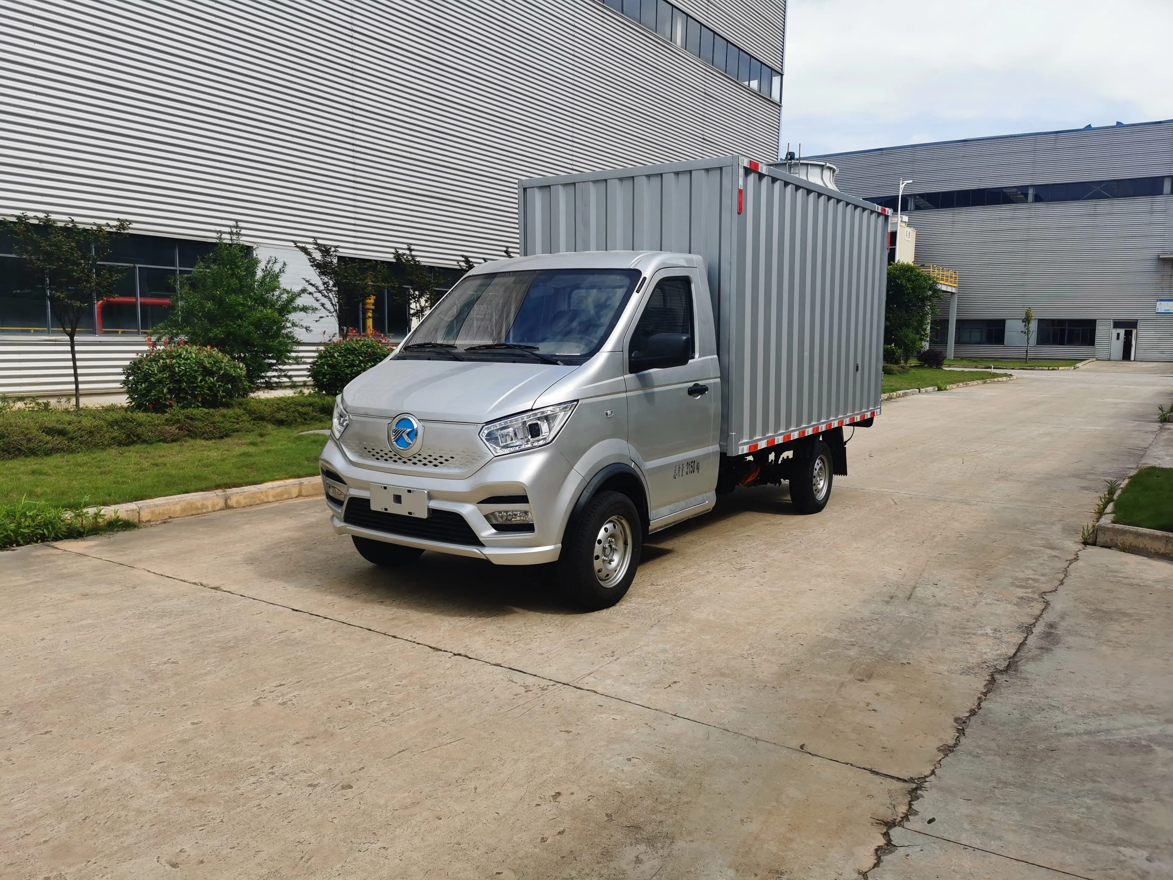 2024 China Kama Mini Electric Quick Charge Single Row Box Car| Alibaba.com
