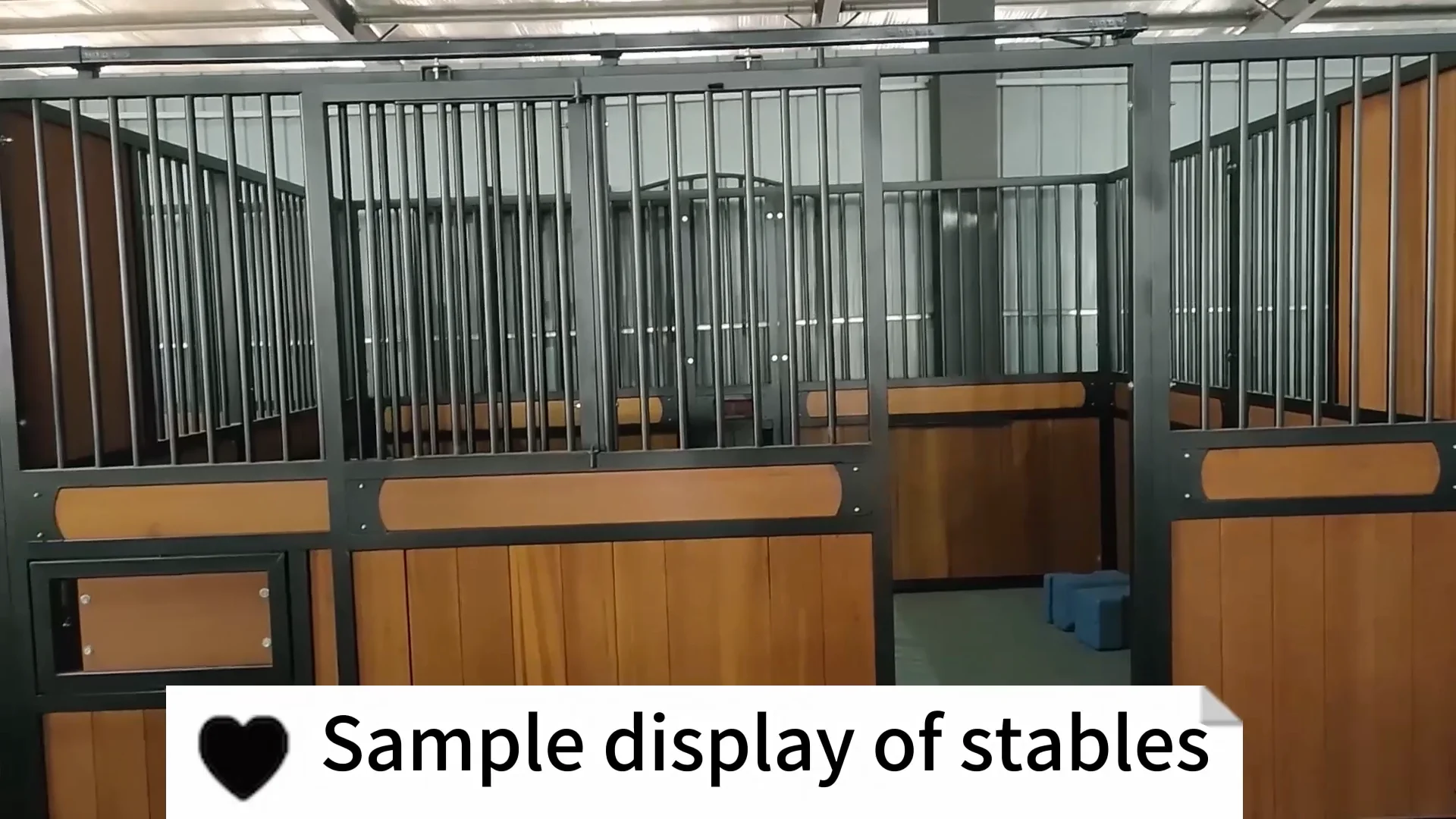 Industrial 3.6m Horse Stall Bamboo Panel Vertical Bar Top Front Panel ...