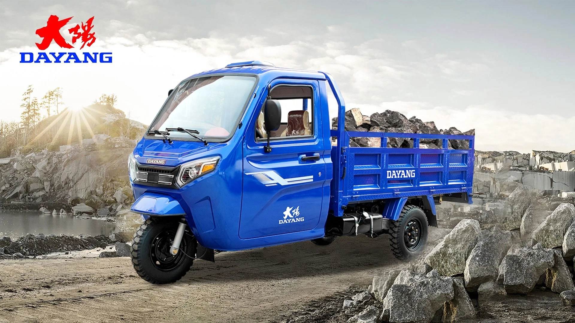 Motorcycle Motorized Tricycles - Power and Cargo Efficiency