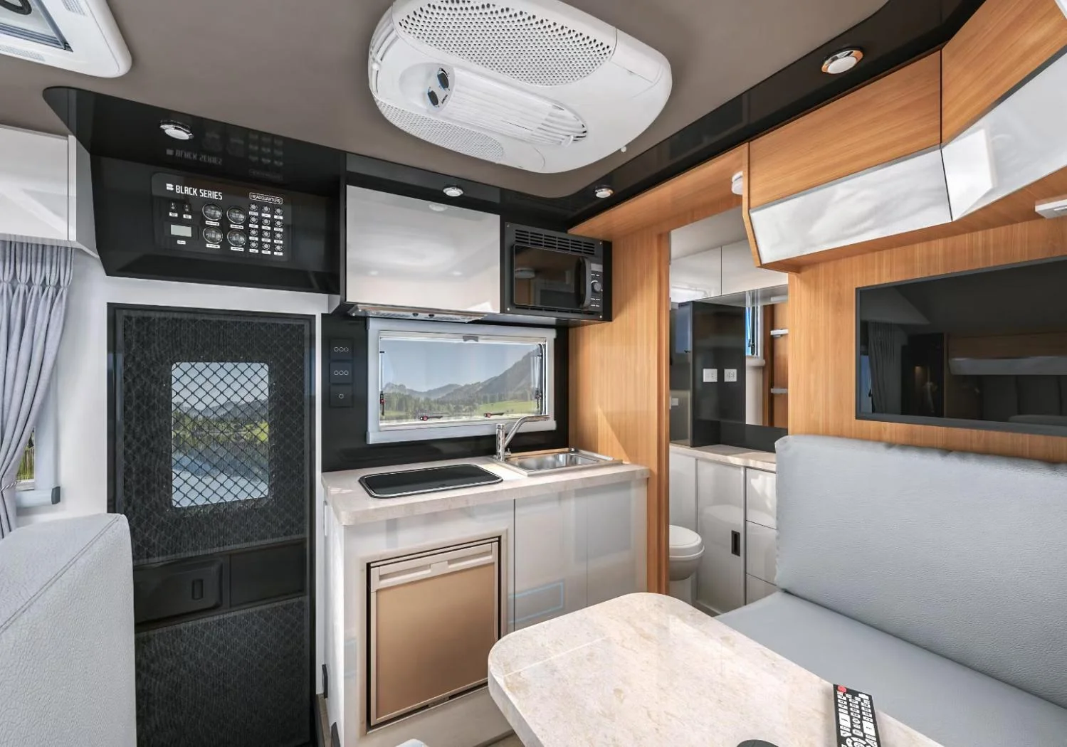 Luxury Off-road 4x4 Motorhome Rv Caravan Camper Trailer With Fridge For ...