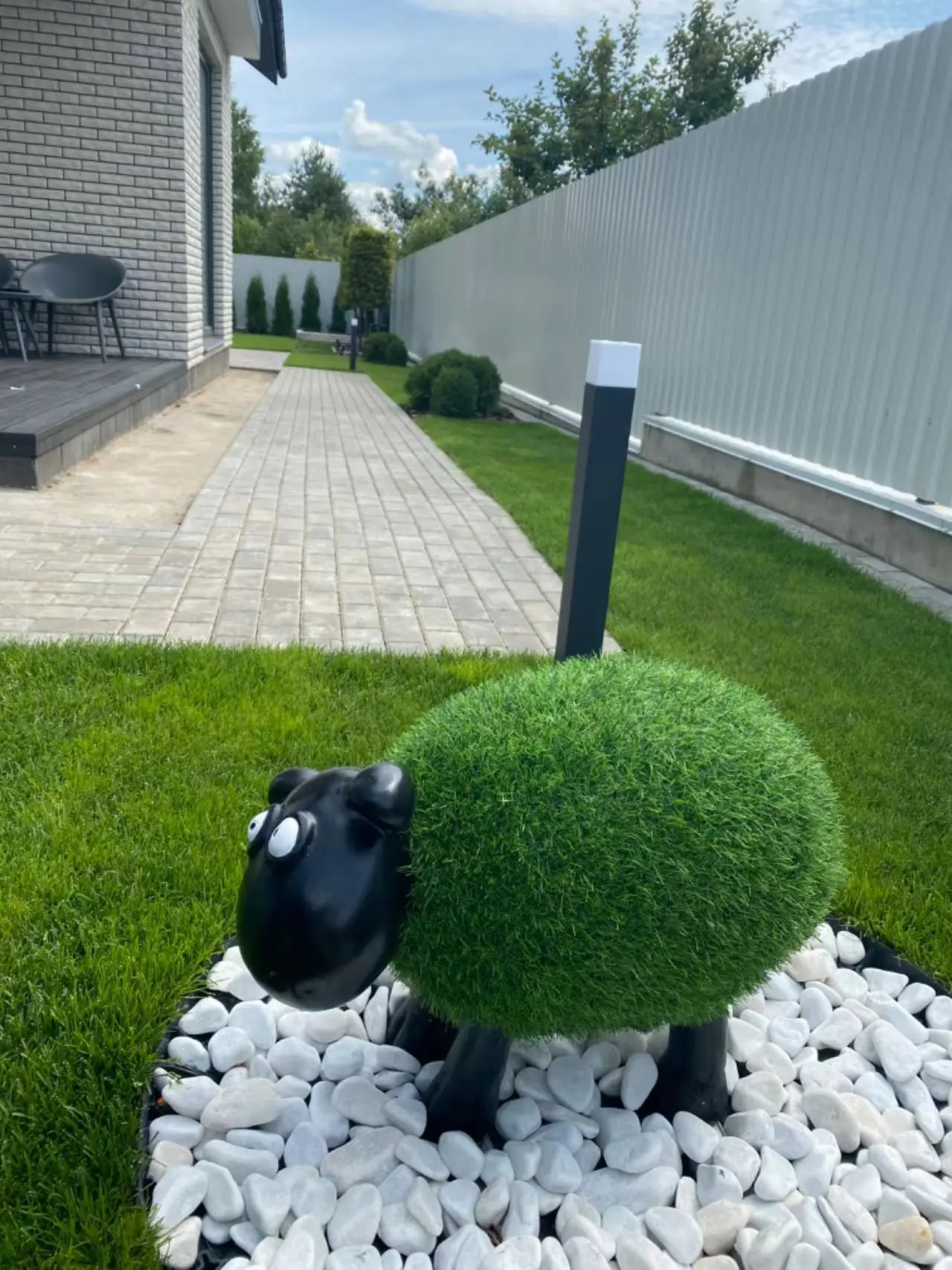 Outdoor Resin Turf Sheep Sculpture Kindergarten Forest Landscape Garden ...