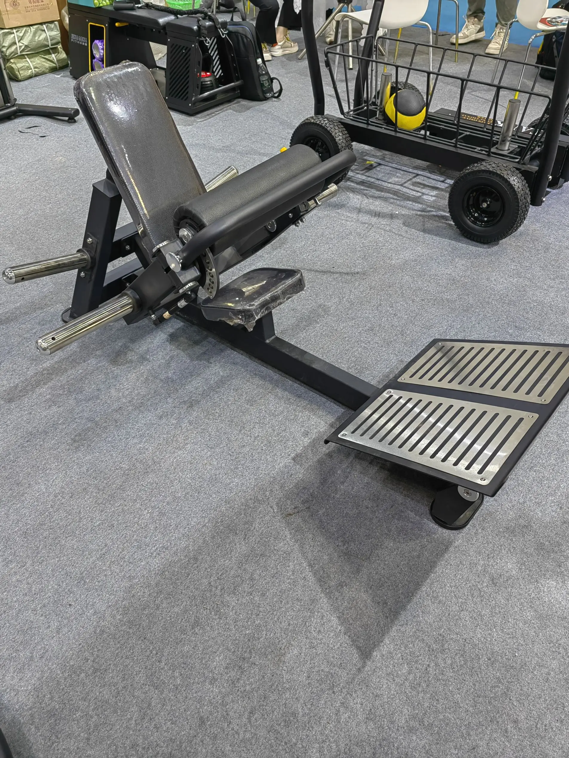 BM021A Glute Lifting Machine Commercial Treadmill Gym Fitness Equipment ...