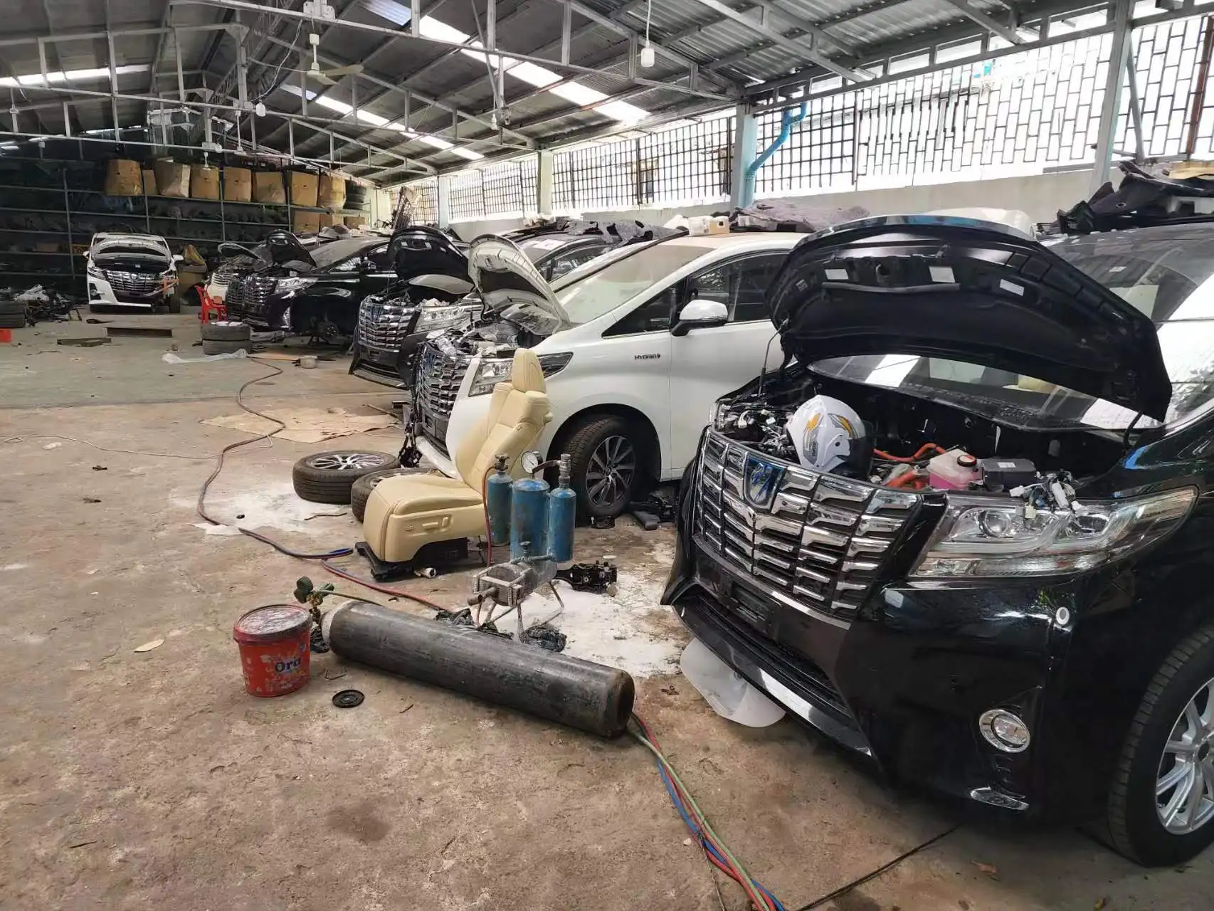 Lm Body Kit For Toyota Alphard Vellfire To Lexus Lm Style For 15-20 Alphard Facelift To Lm With ...