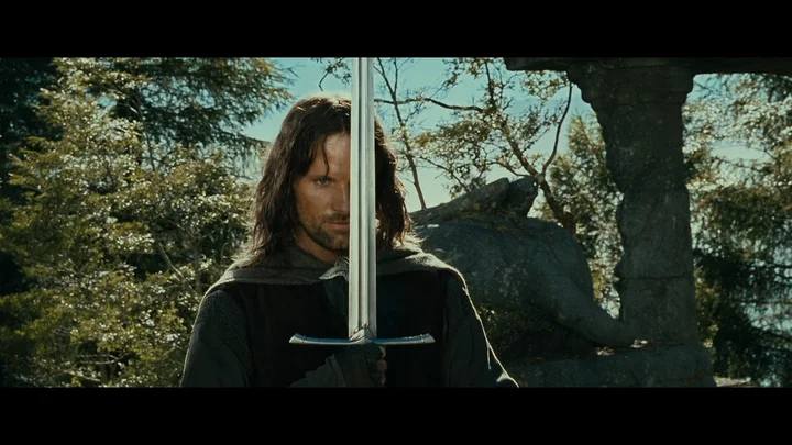 Aragorn II Sword - 125cm Cosplay Toy for Lord of the Rings Fans