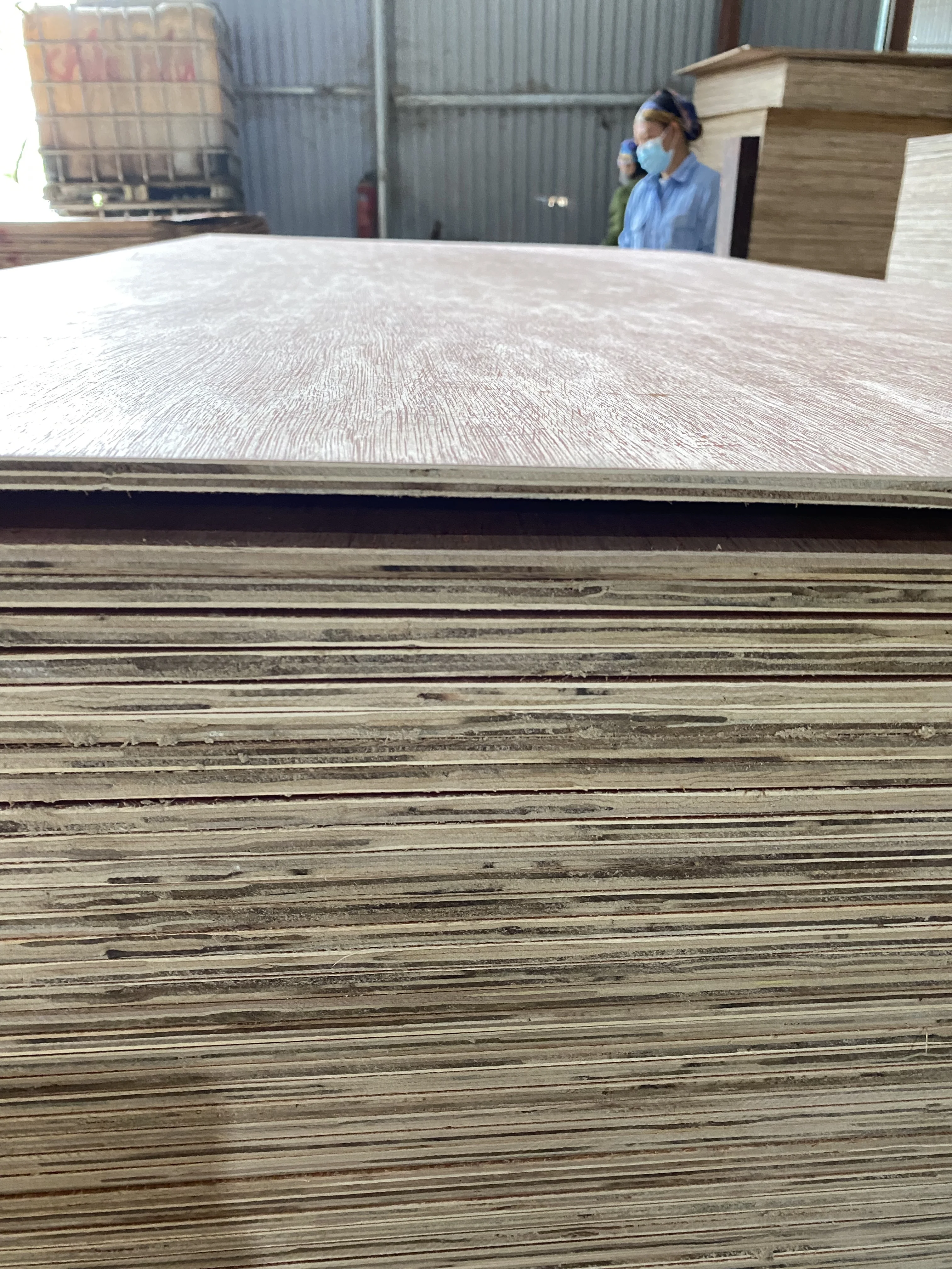 Customized Cheap Container Floor Wooden Plywood 1160x2400x28mm Smooth ...