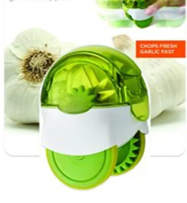 Kitchen Garlic Chopper Plastic Rolling Garlic Hand Chopper Crusher ...