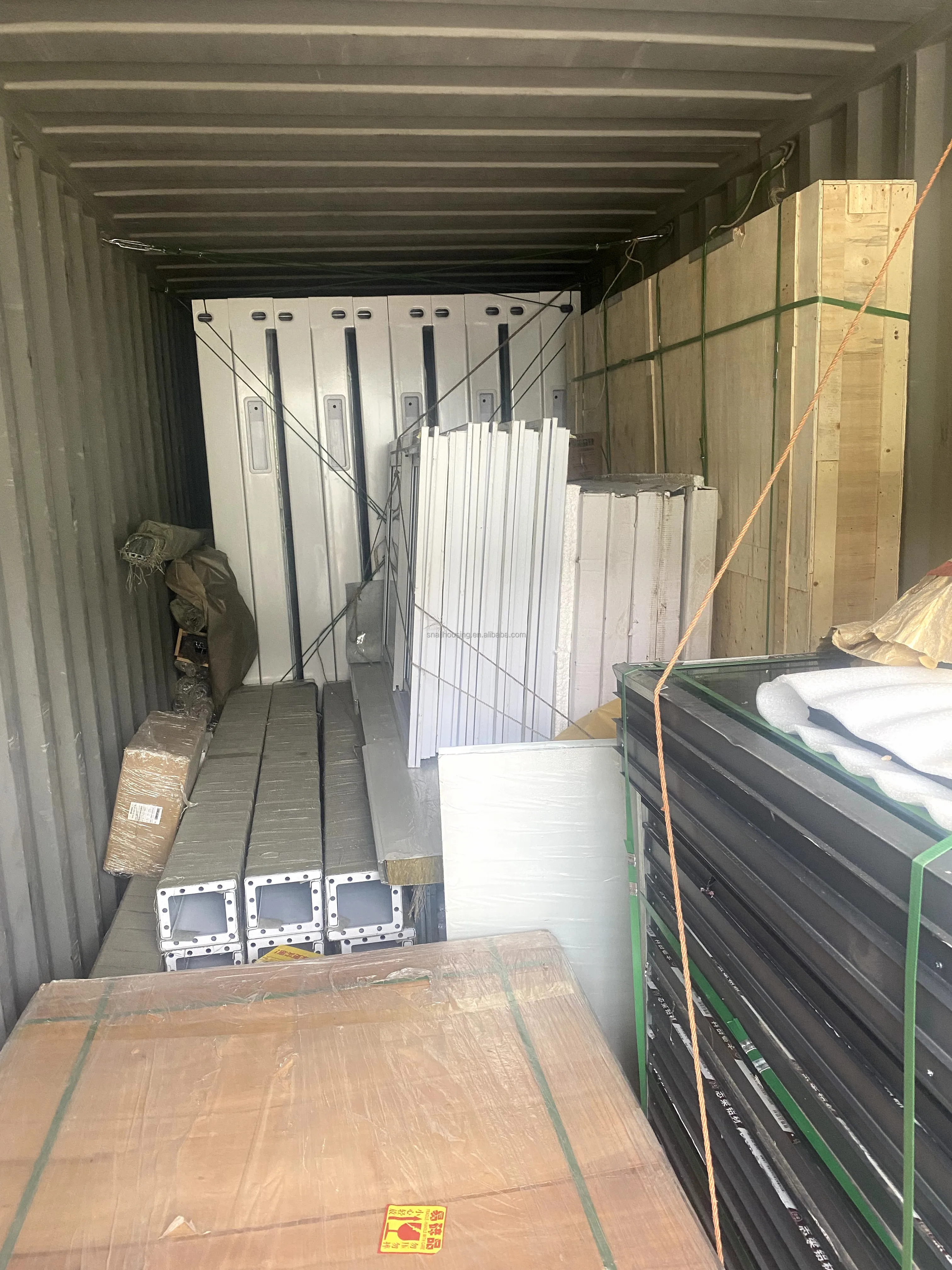 SNAIL Luxury Hot Selling Prefabricated Wooden Container Houses