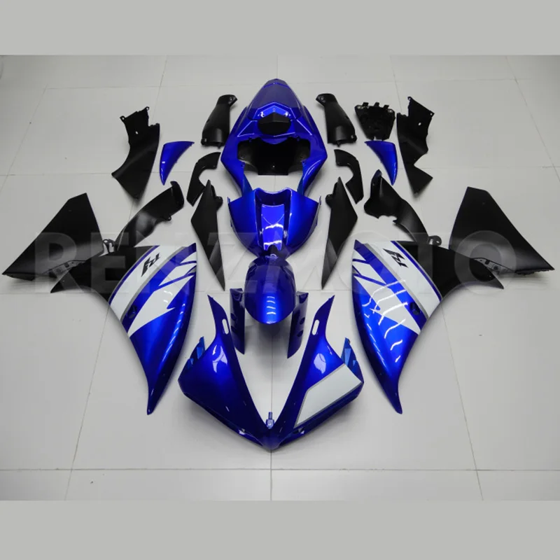 Yamaha R1 Blue And White