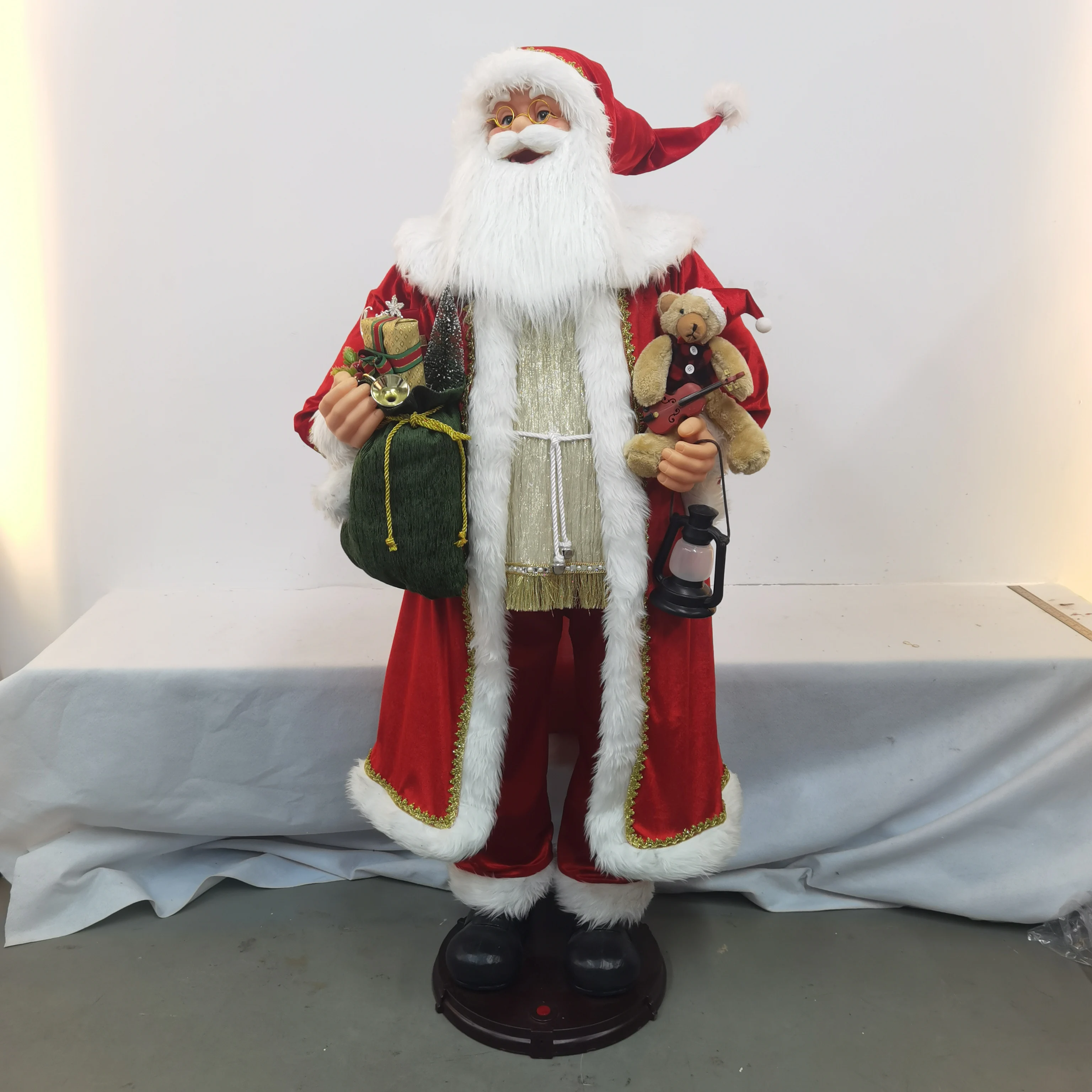 Large Outdoor Giant Life Size Dancing Santa Claus Toy Figurine
