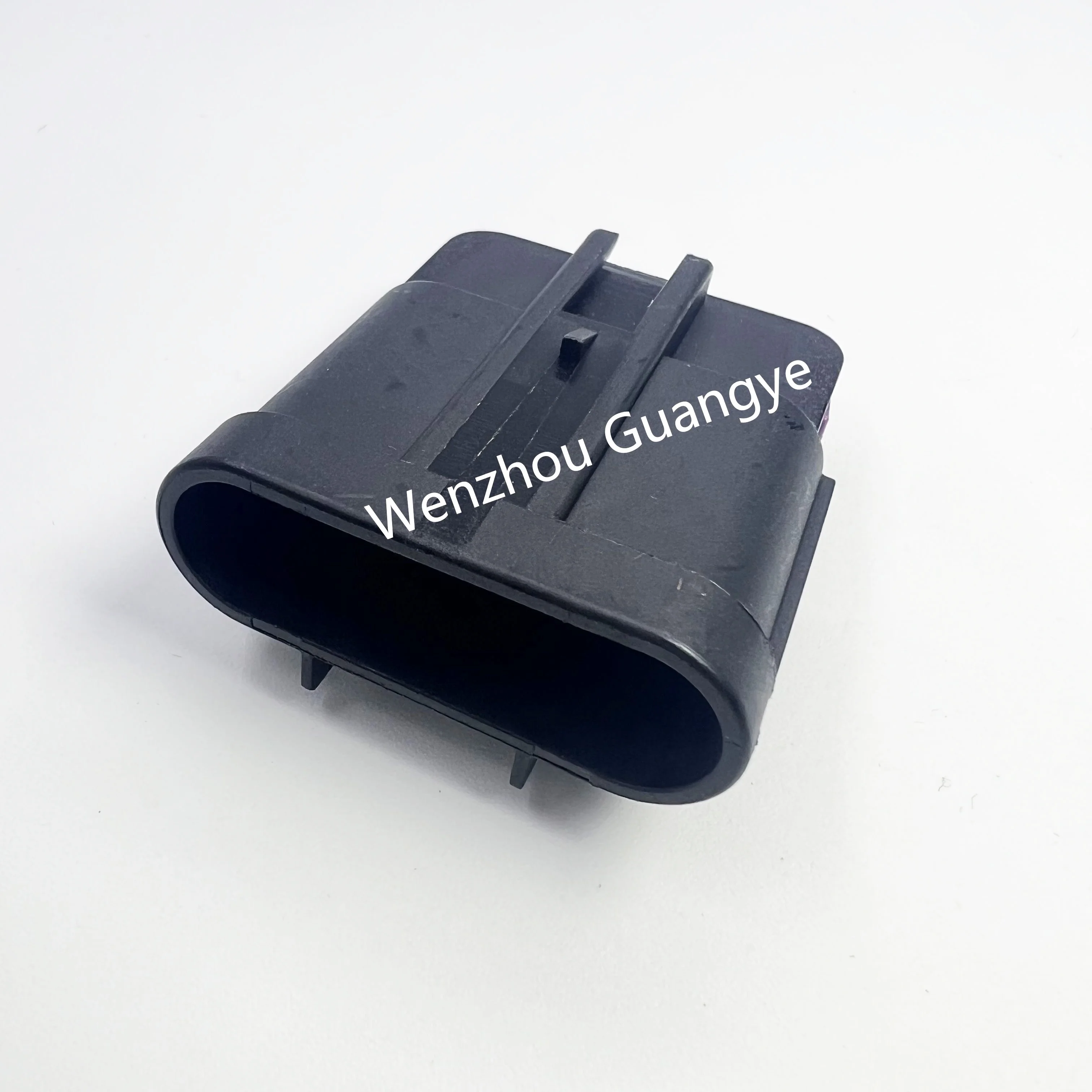 Dj7065d-1.5-11 6-pin Female Waterproof Car Wire Connector Odm