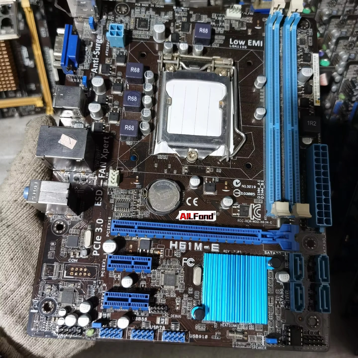 Original H61M-E In tel Chipset Motherboards H61 B75 LGA soeket 1155 ...