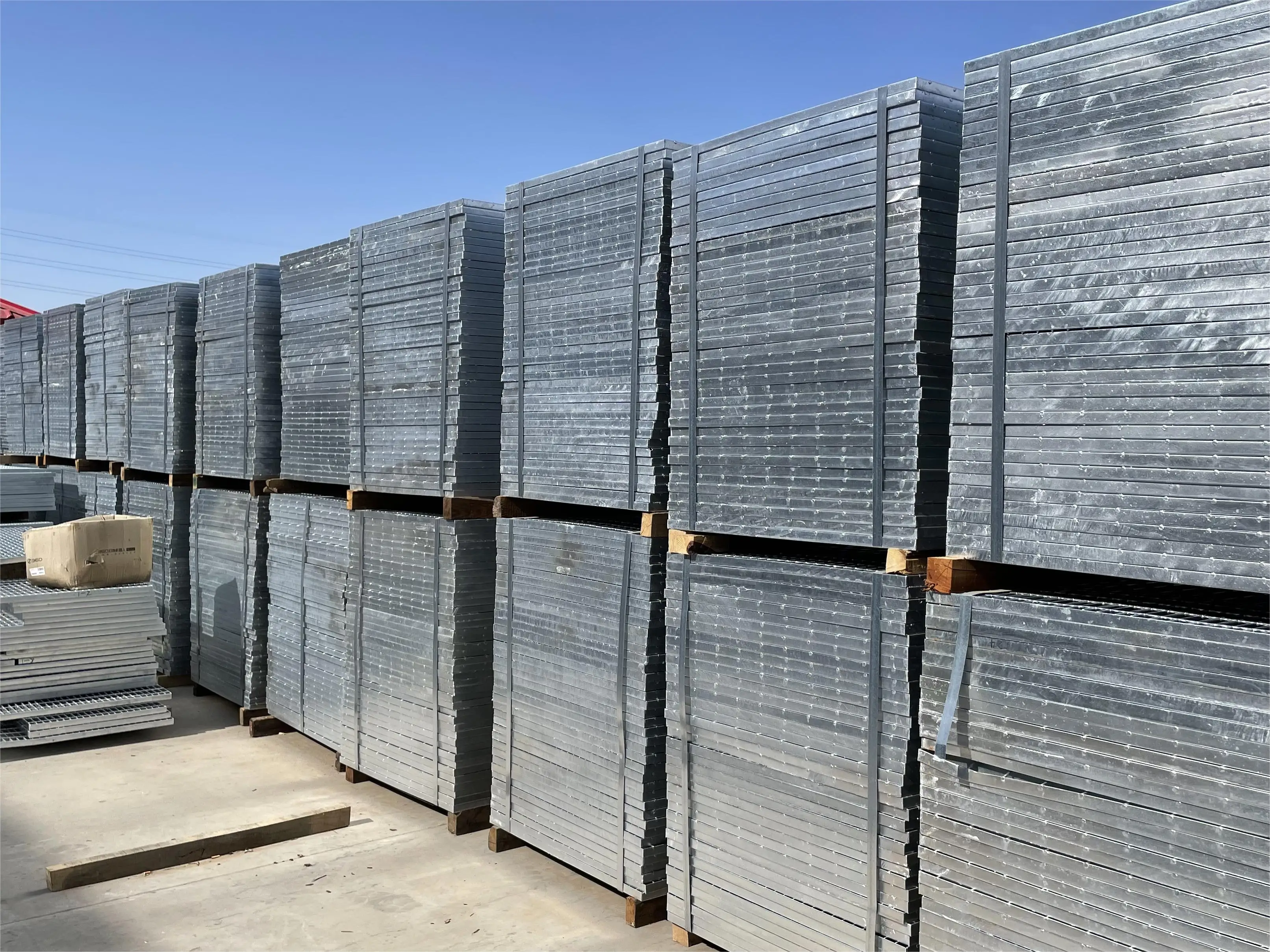 Heavy Duty Steel Floor Grating Galvanized Steel Driveway Grating Metal ...