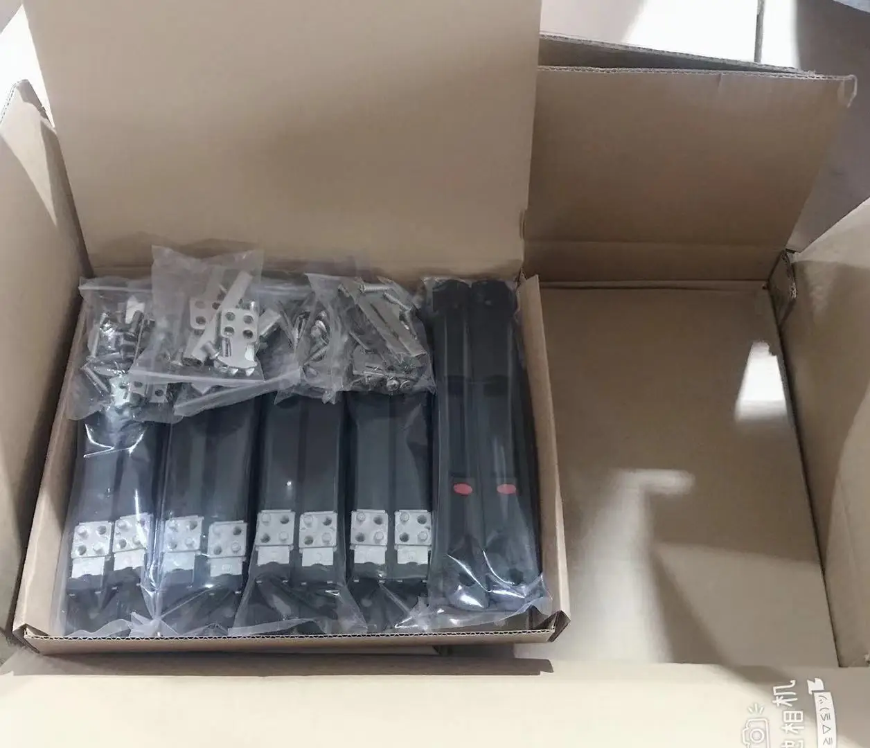 Ruilian Hardware High Quality Vertical Sash Aluminum Accessories ...