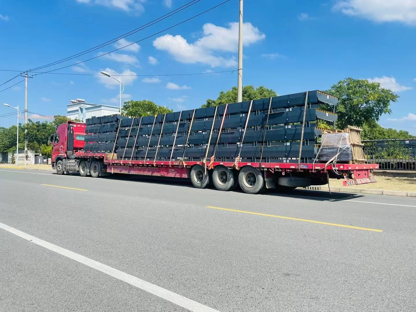 High Quality Hydraulic Unloading Platform Fixed Unloading Platform ...