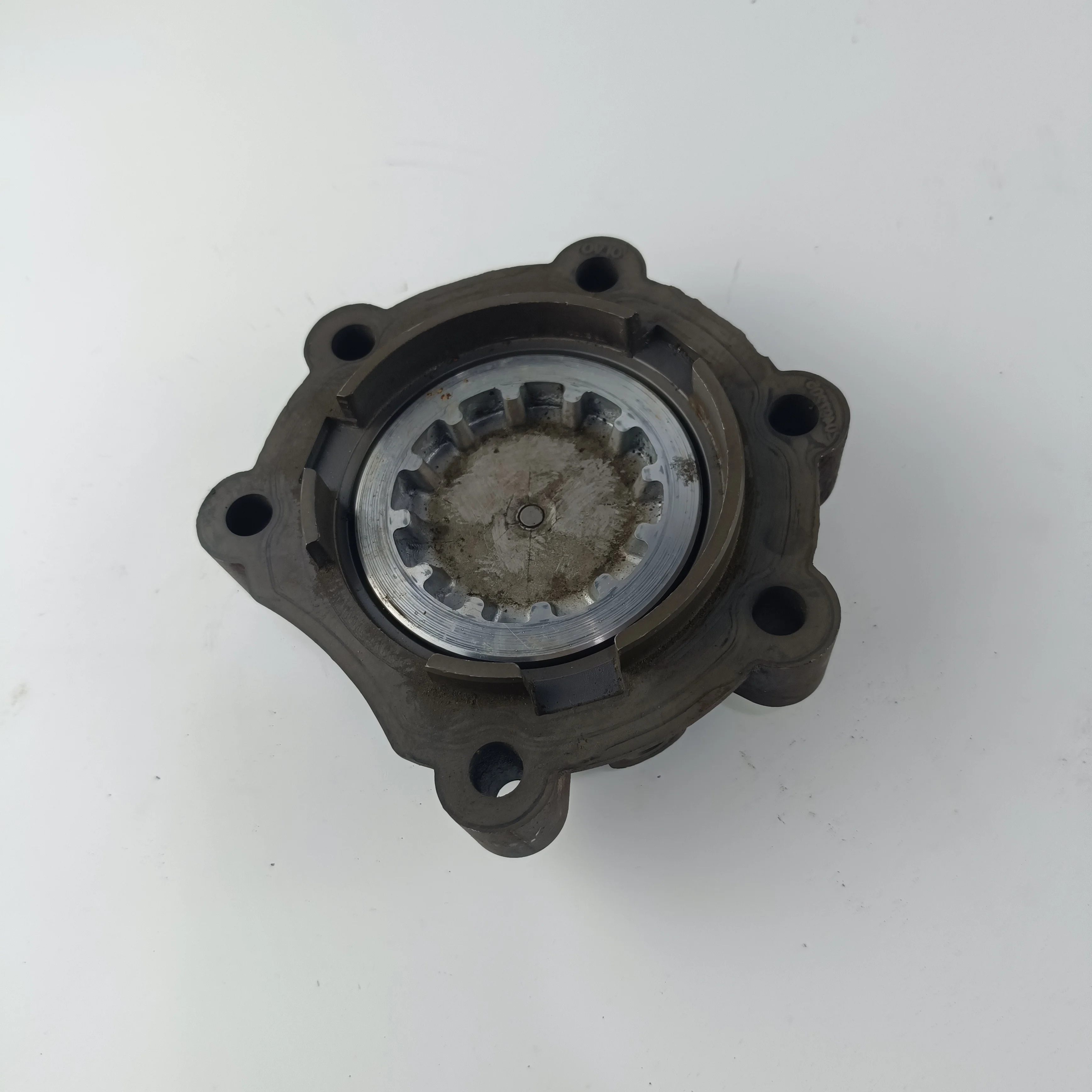 Standard Size Clamshell 20483327 for FM/FH Vol Truck| Alibaba.com