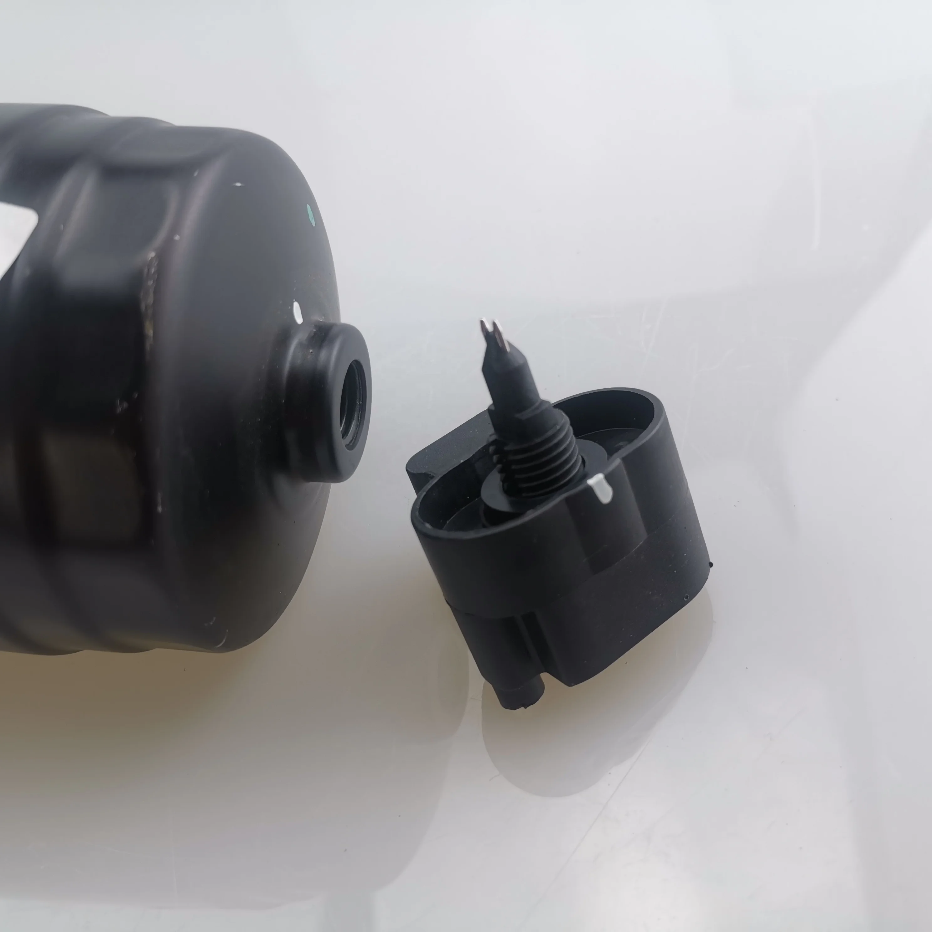 Saic Maxus T60 التجميع الأصلي C00068668 C00051398 - Buy T60 V80 D90 G10 ...