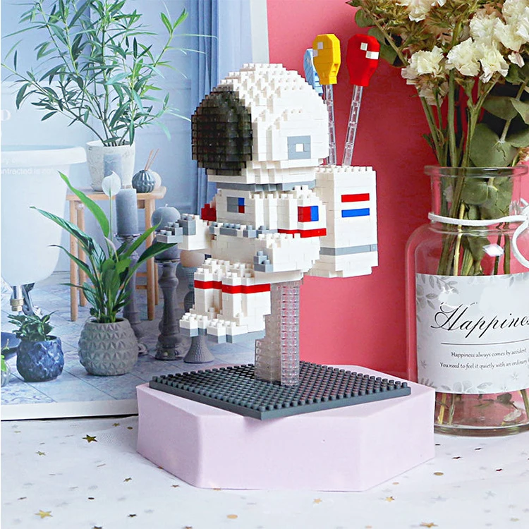 Balloon Spaceman Astronaut Micro Building Blocks Micro Diamond Bricks ...